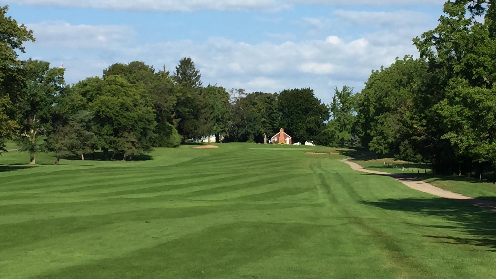 Two rounds of golf, with cart for the price of one at Lake Shore ...