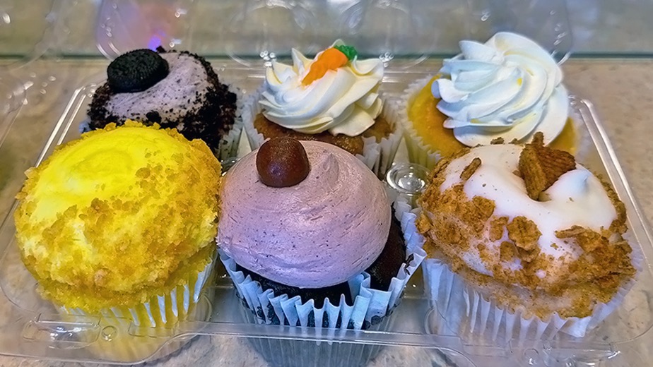 In Your Face Cupcakes | MyValleyDining